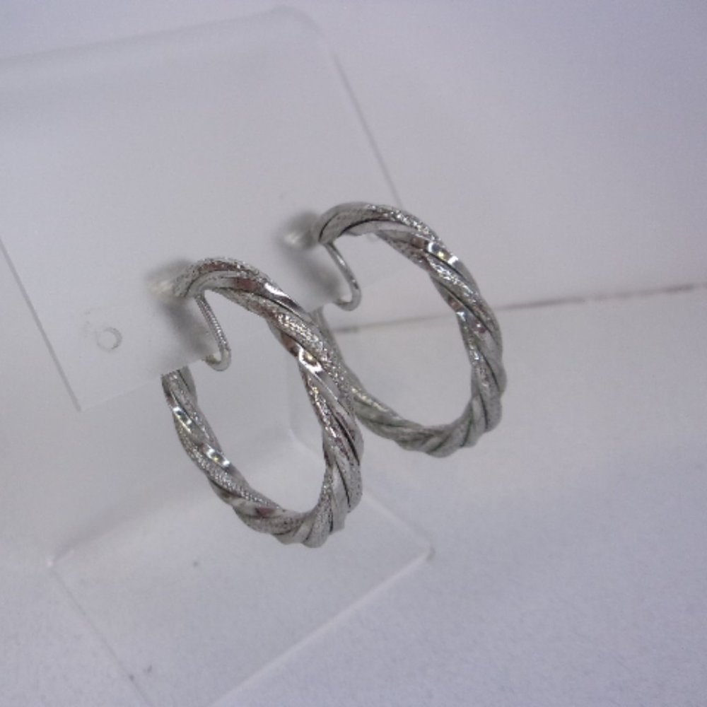 Vintage Silver Twisted Rope Hoop Clip Earrings - Gem